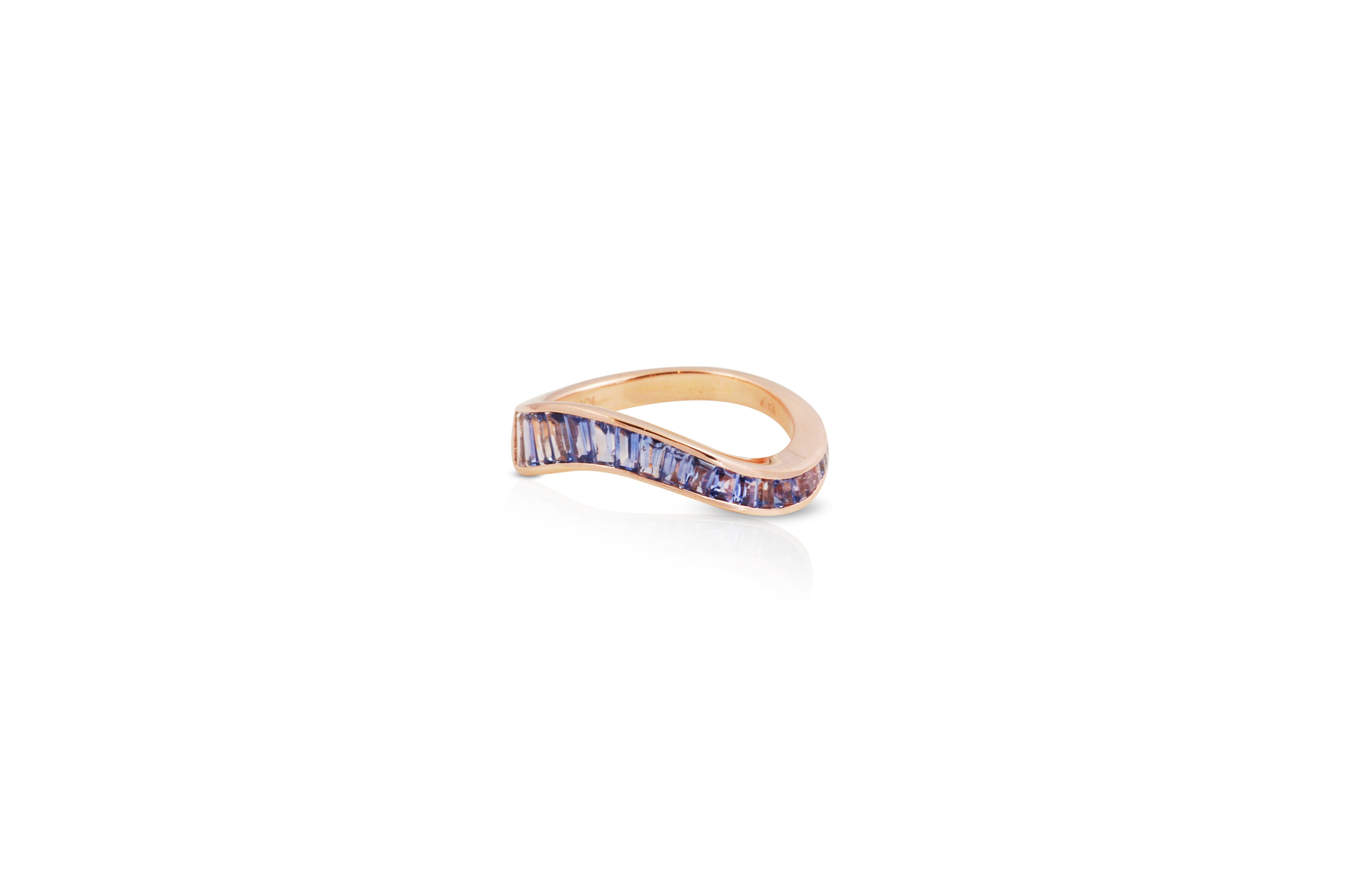 Talay Flow Wave Ring in Purple Sapphire – kavantandsharart